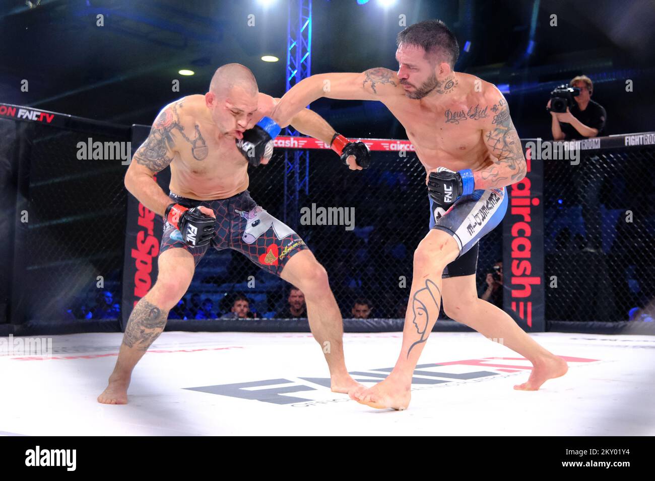Daniel Bazant in action against Rony Mariano during FFight Nation ...