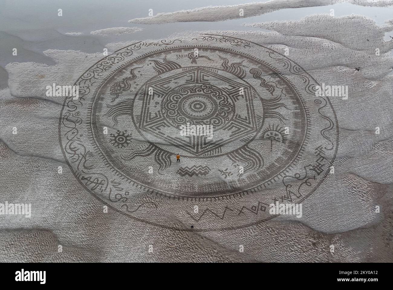 Nikola faller hi-res stock photography and images - Alamy