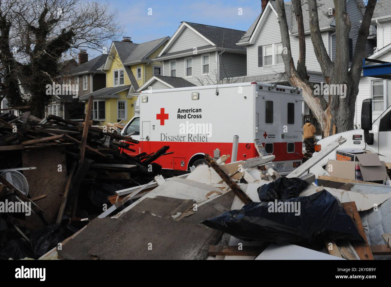 Emergency feeding programs hi-res stock photography and images - Alamy