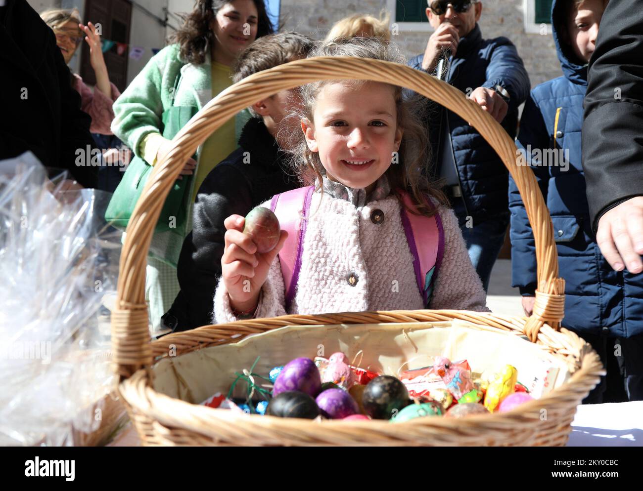 Children tap eggs during 10th Easter egg tapping tournament in Vodice ...