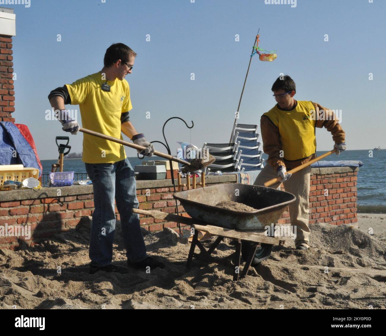 Mormon helping hands hi-res stock photography and images - Alamy