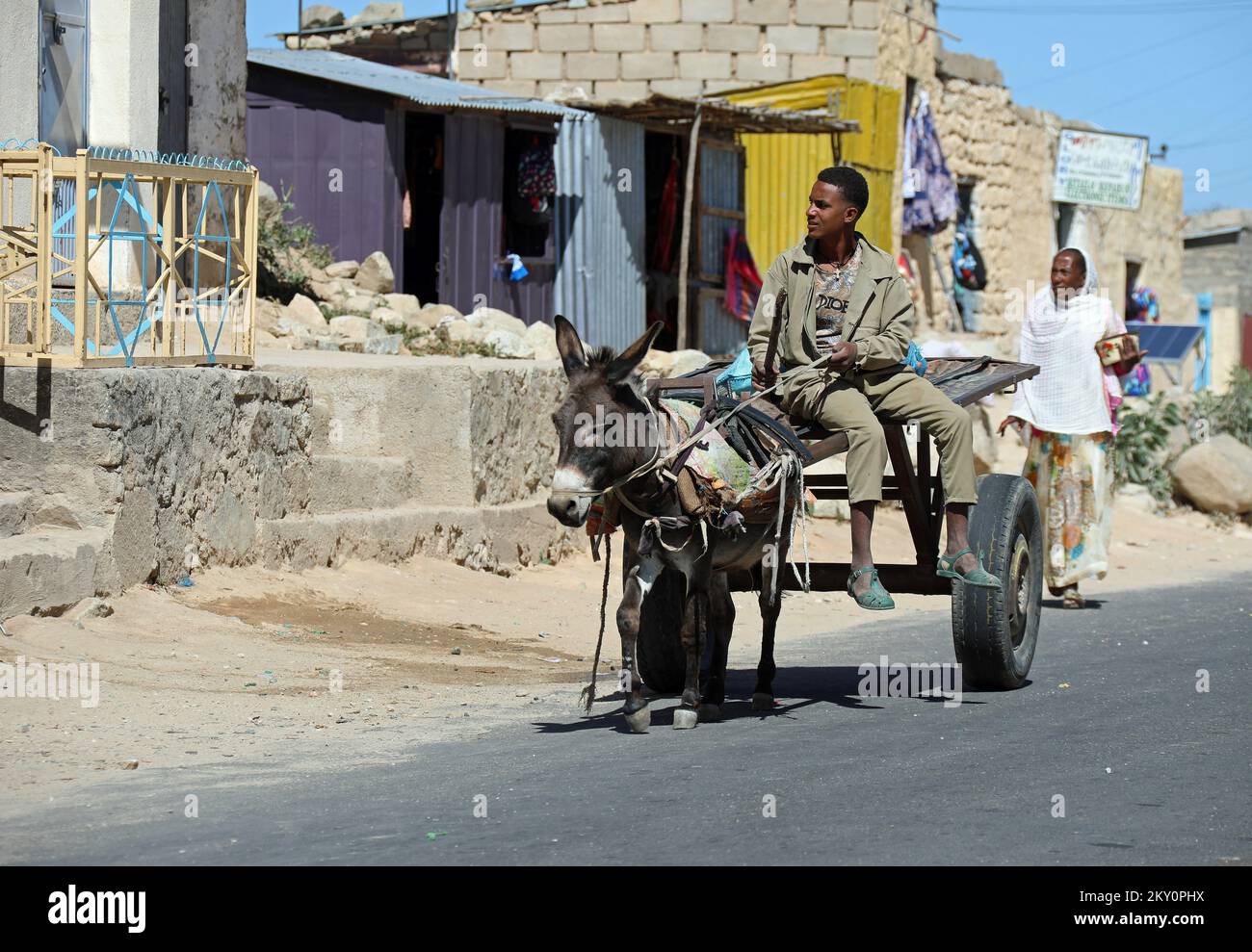 Donkey cart at a village in the Eritrea Highlands Stock Photo - Alamy
