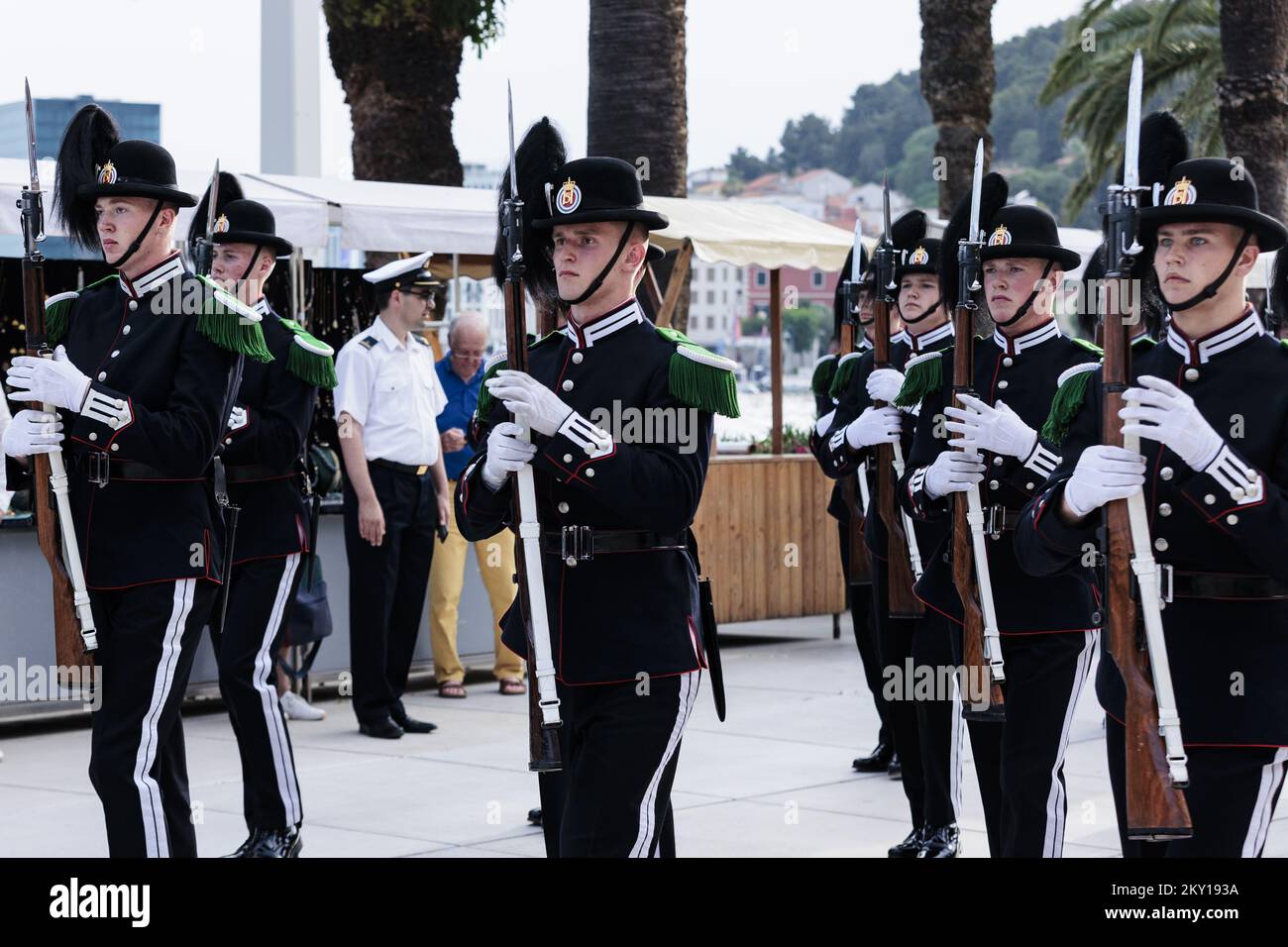 The Norwegian Royal Guard, among the best in the world in performances ...