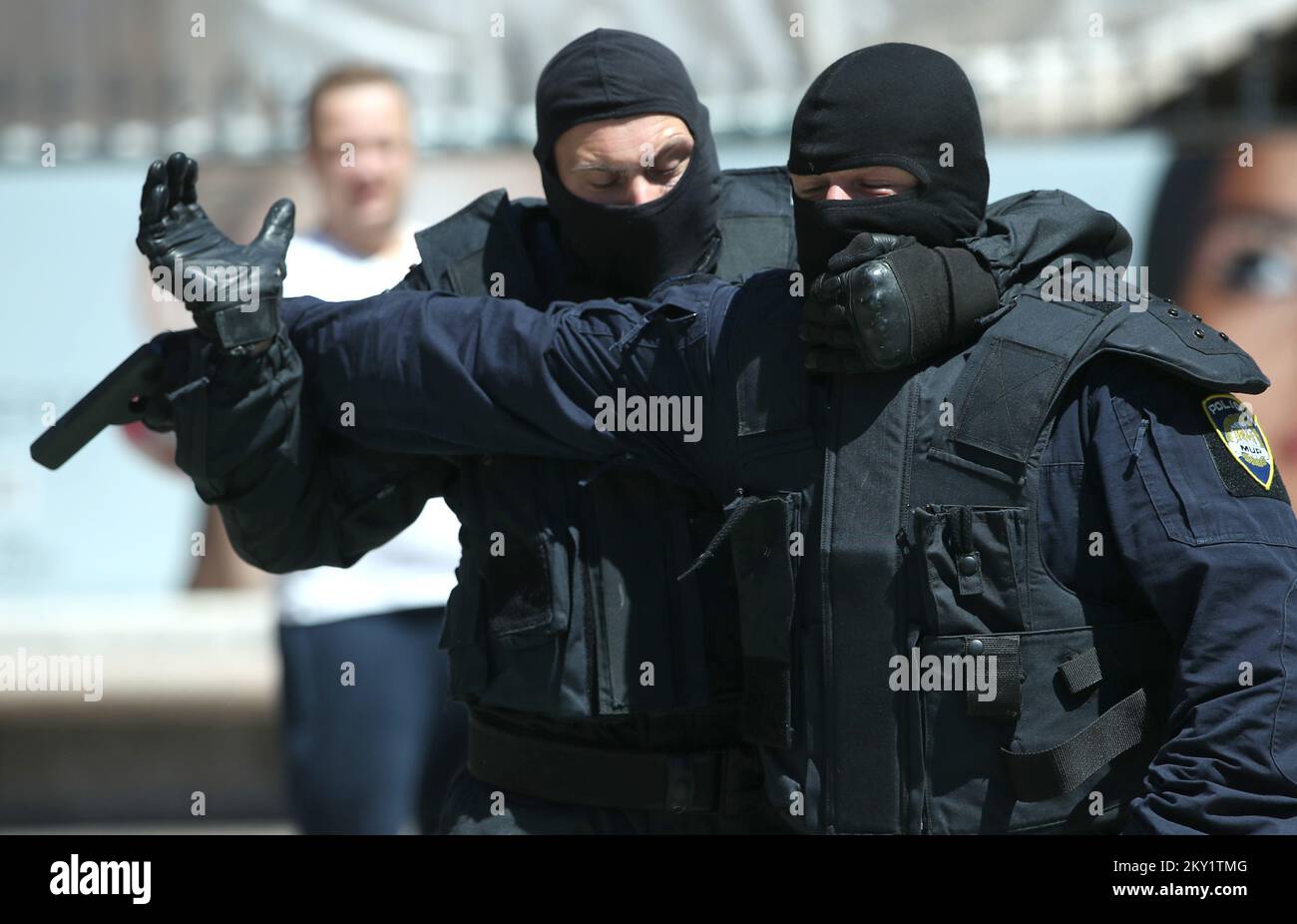 Police officers and citizens during Doors Open Days of the Police ...