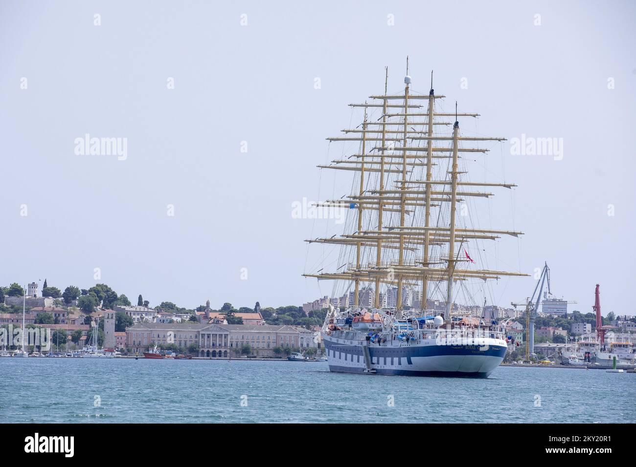 Royal clipper square rigged sailing ship hi-res stock photography and ...