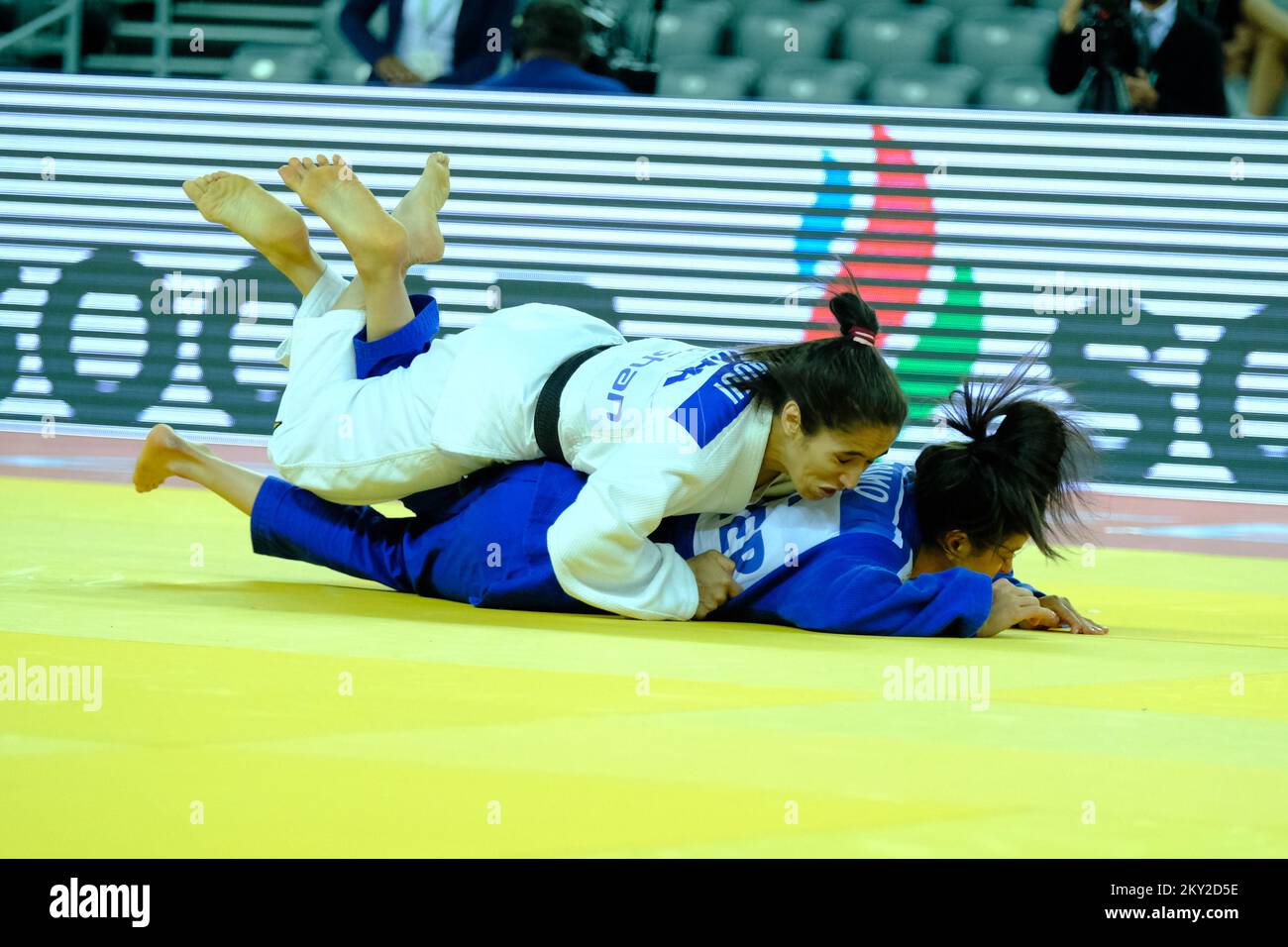 Soumiya Iraoui of Marocco fights against Gefen Primo of Israel during ...