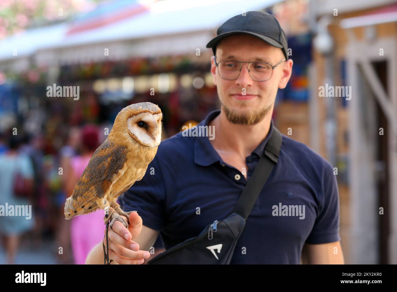 Vlad from Ukraine walked through the city center with his unusual pet ...
