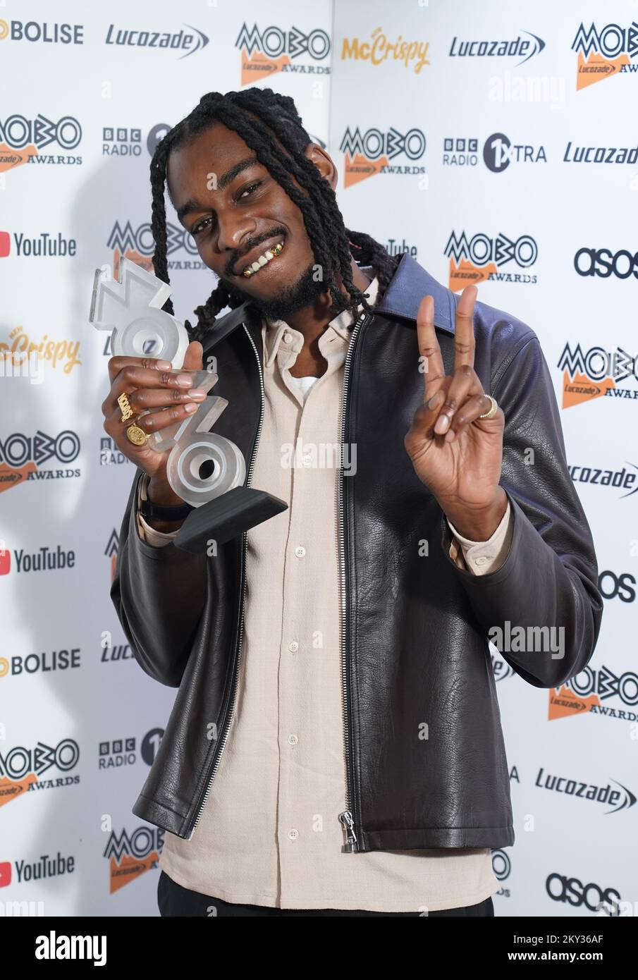 Knucks wins Album Of The Year with 'ALPHA PLACE at the Mobo Awards 2022 ...
