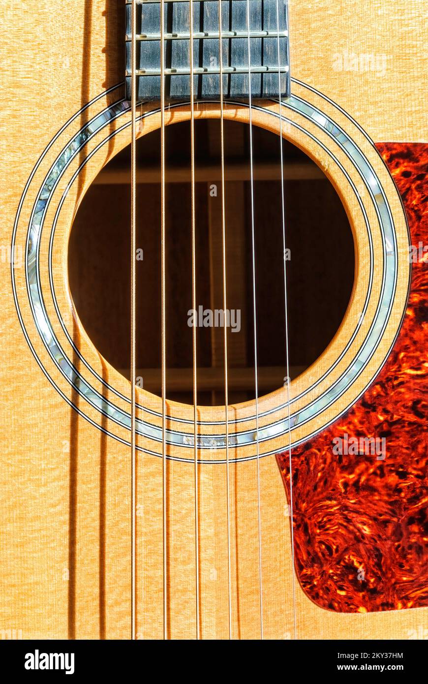 Acoustic guitar sound hole hi-res stock photography and images - Alamy