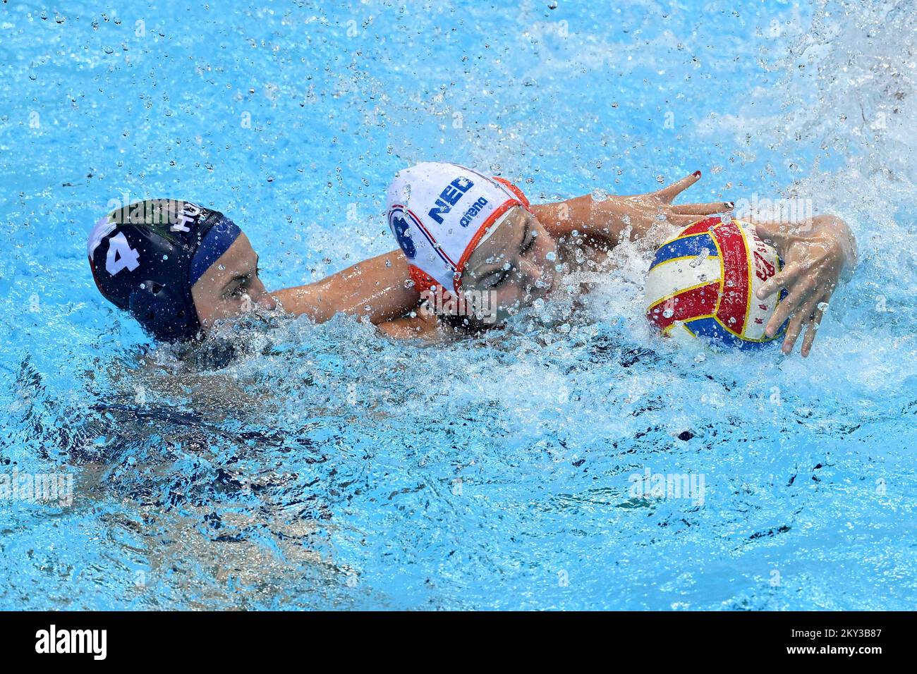 SPLIT, CROATIA - AUGUST 28: Vivian Sevenich of Netherlands and Greta ...