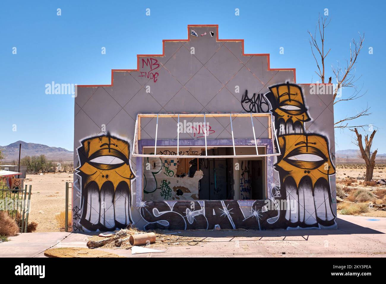 Newberry Springs, California, USA. 20th June, 2018. Rock""“A""“Hoola ...