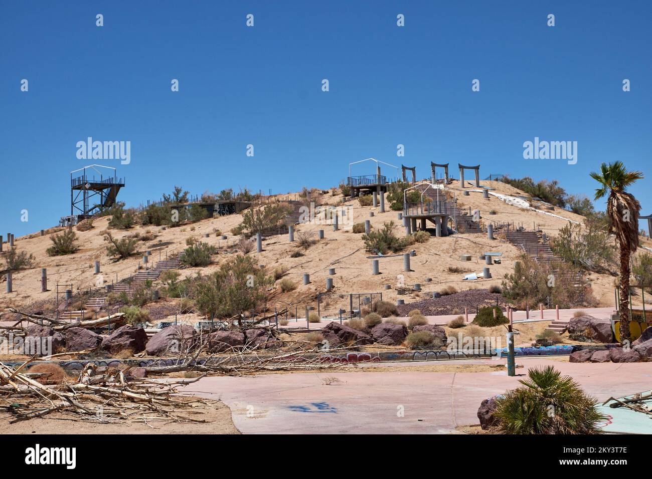 Newberry Springs, California, USA. 20th June, 2018. Rock""“A""“Hoola ...