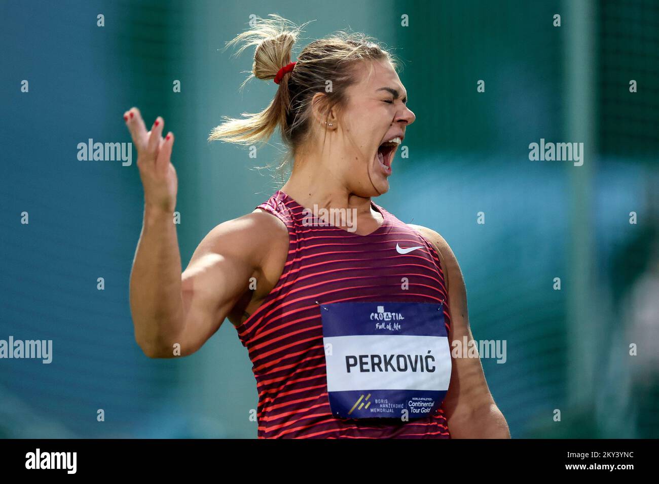 Womans discus hi-res stock photography and images - Alamy