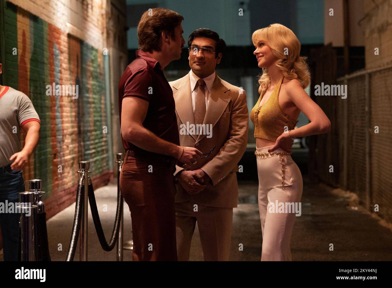 WELCOME TO CHIPPENDALES, from left: Dan Stevens as Paul Snider, Kumail ...