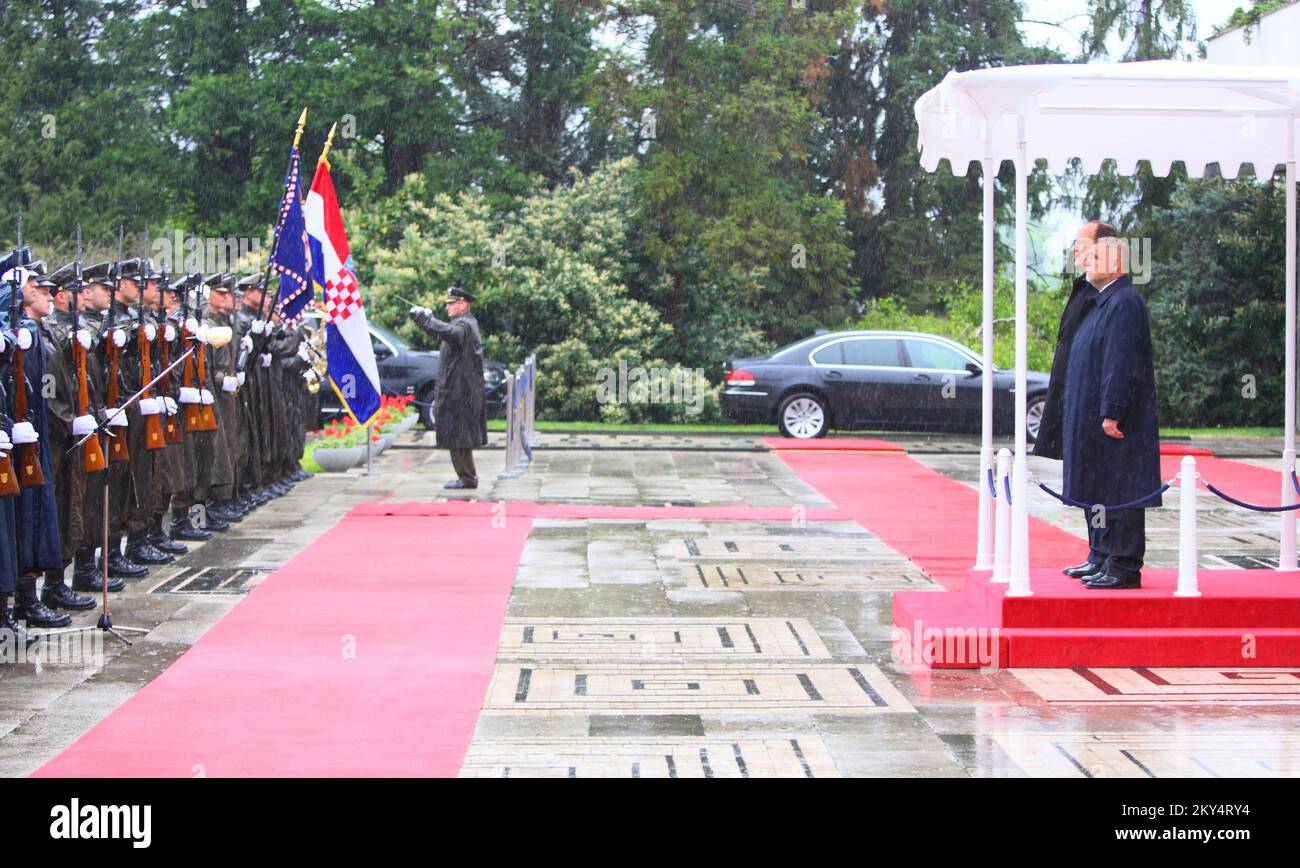 Presidential guard croatian hi-res stock photography and images - Alamy