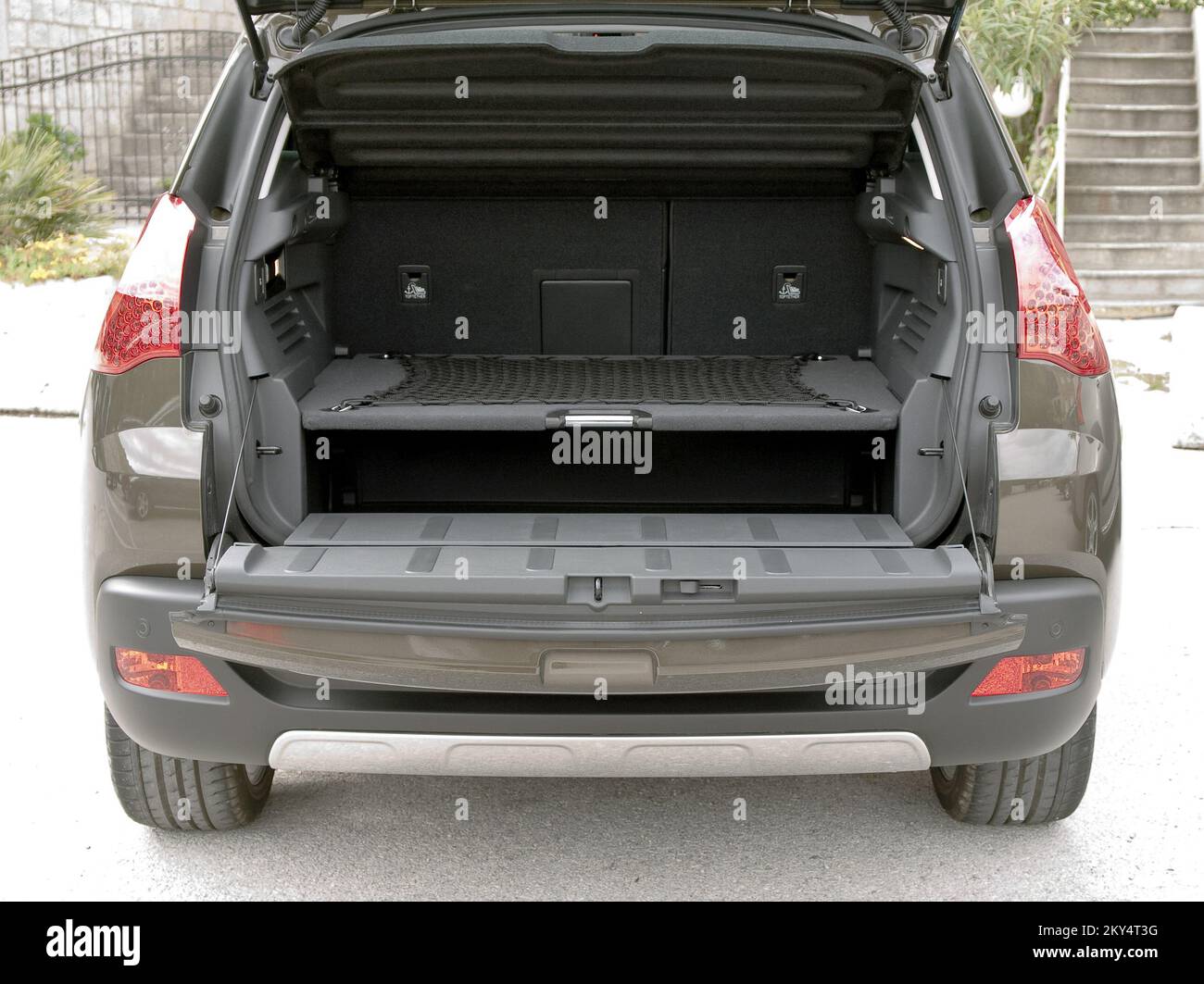 The interior of the new Peugeot 3008 Stock Photo - Alamy