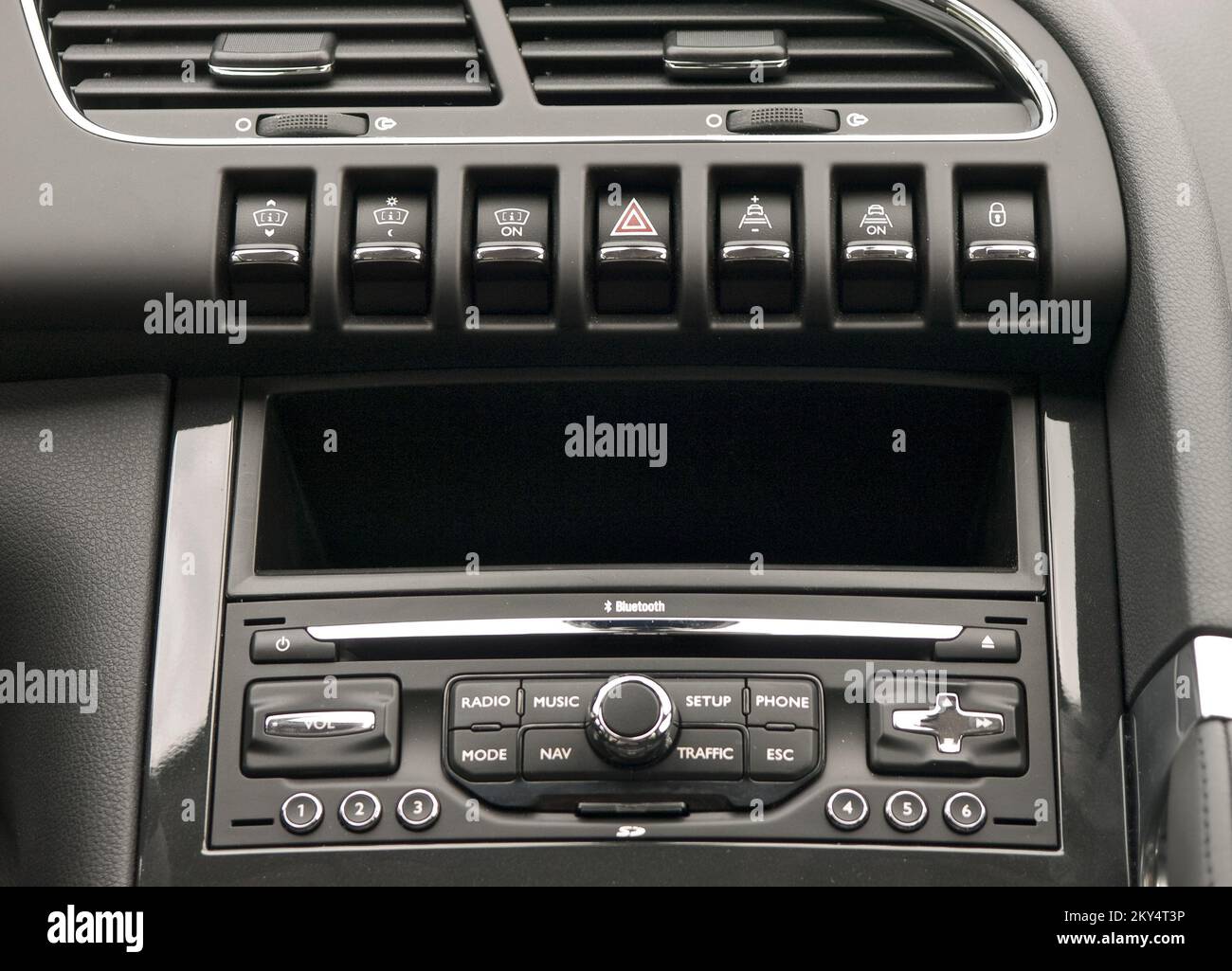 The interior of the new Peugeot 3008 Stock Photo - Alamy