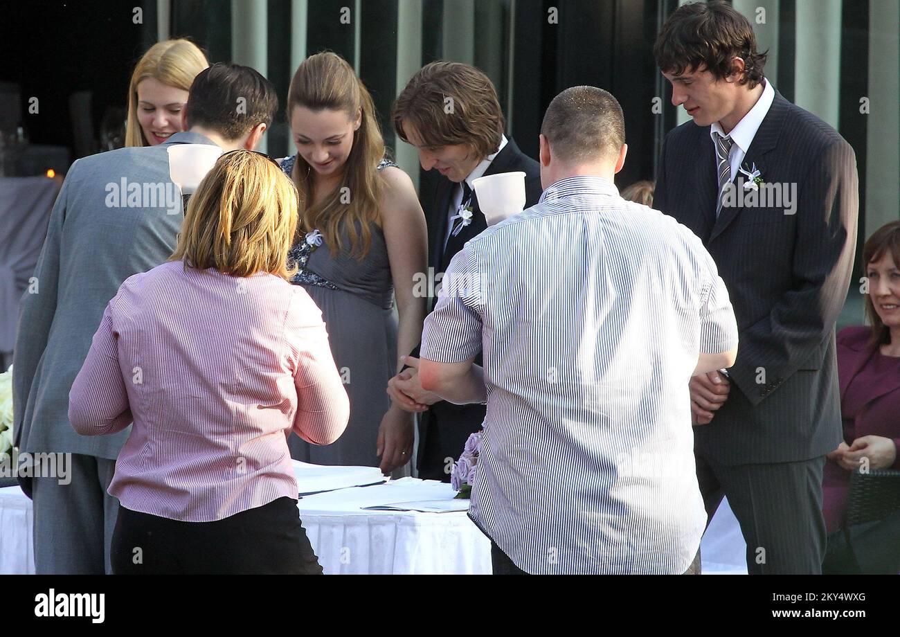 EXCLUSIVE: Tottenham's Luka Modric marries his pregnant girlfriend ...