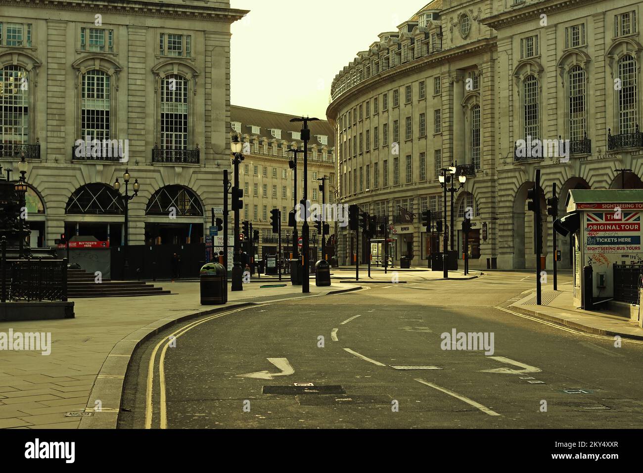 National COVID-19 Coronavirus Lockdown Pandemic, Empty Streets In 2020 ...