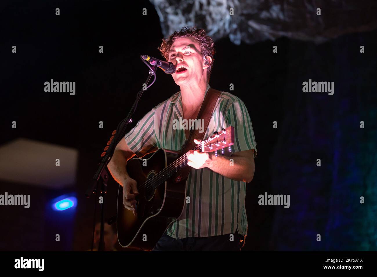Vance Joy, Australian singer songwriter performing live in 2022 Stock ...