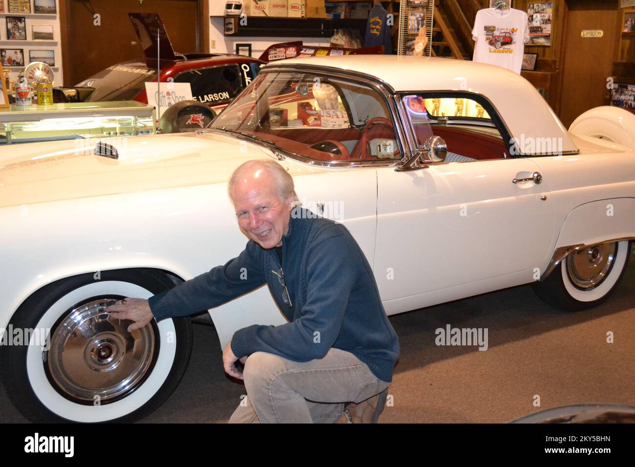 Drag race car hi-res stock photography and images - Alamy