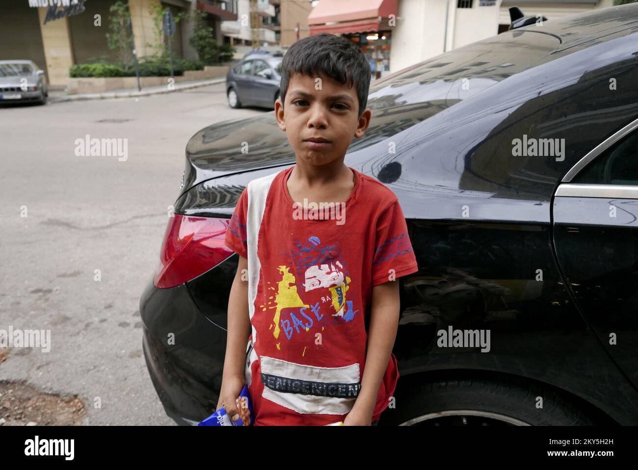 Beirut, Lebanon. 29th Nov, 2022. A Syrian child begs in Beirut, Lebanon ...
