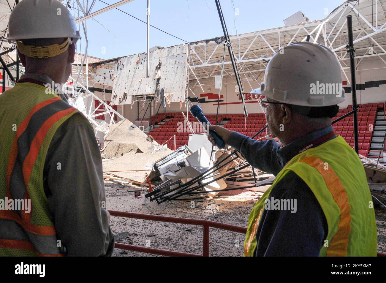 Preliminary disaster assessment team hi-res stock photography and ...
