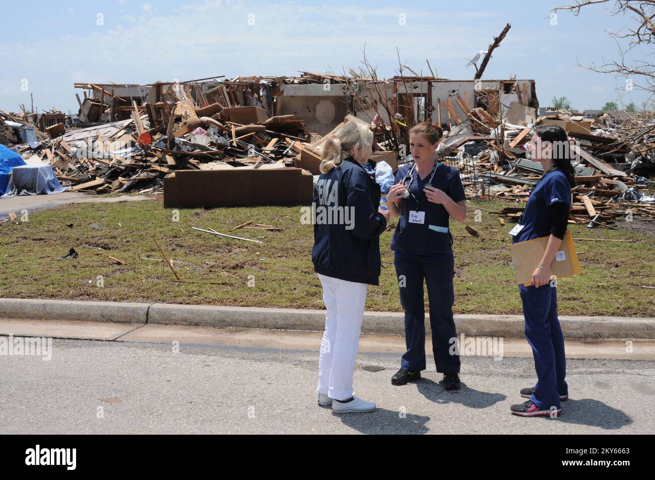 Group photographs hi-res stock photography and images - Alamy