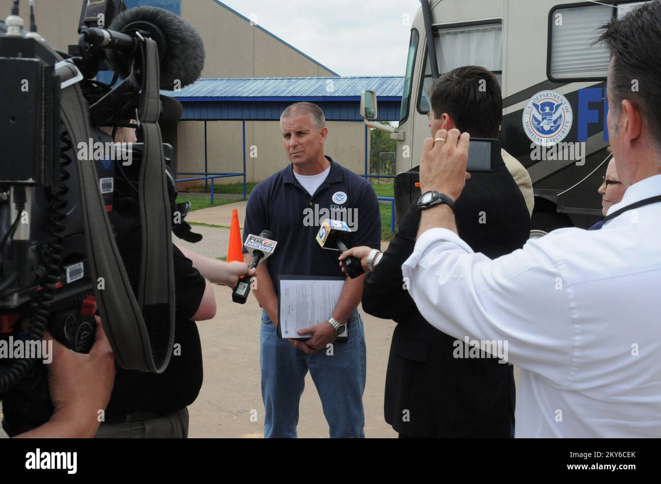 Fema region 6 administrator hi-res stock photography and images - Alamy