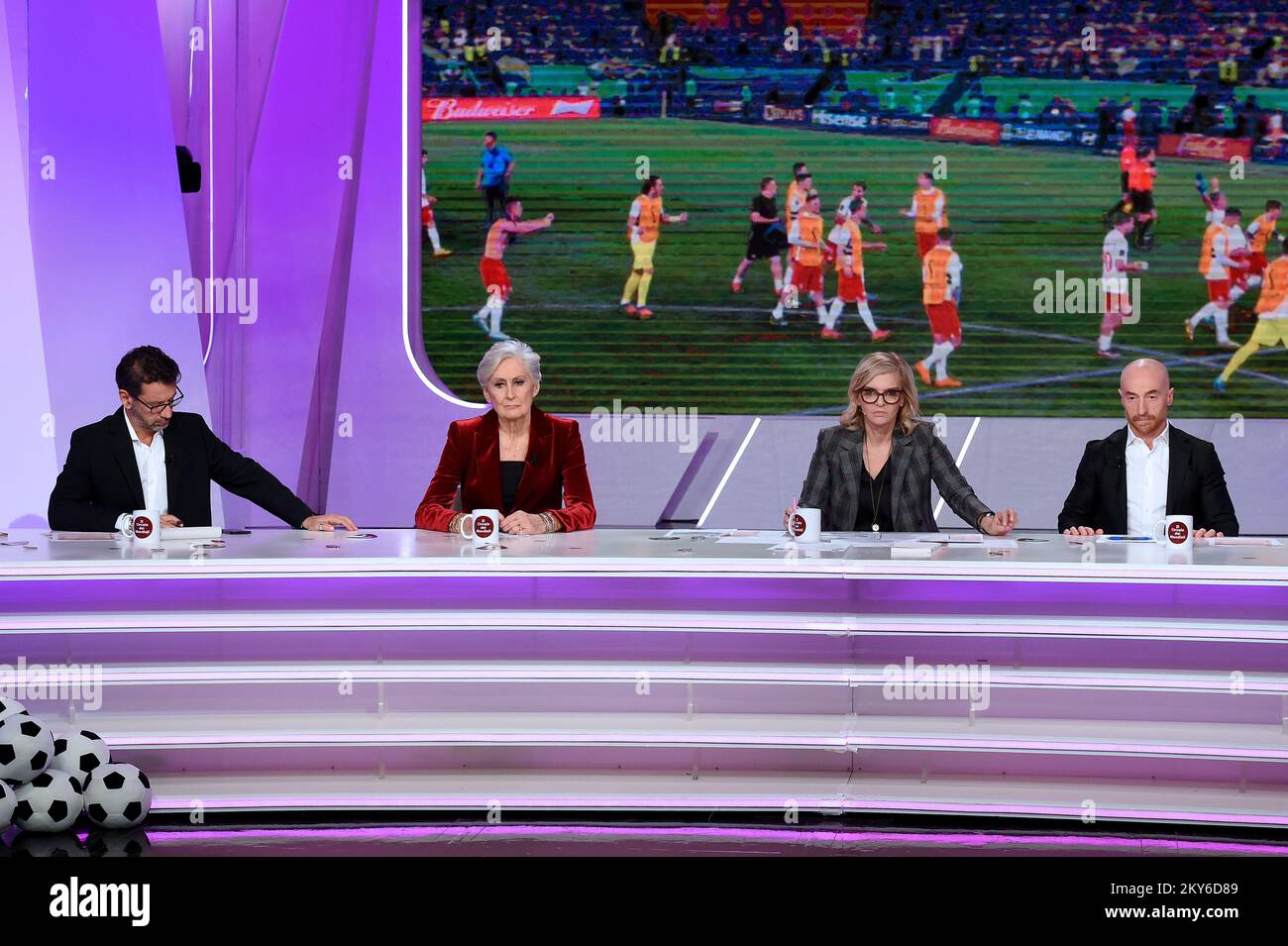 Milan, Italy. 01st Dec, 2022. Milan, TV broadcast "The club of the ...