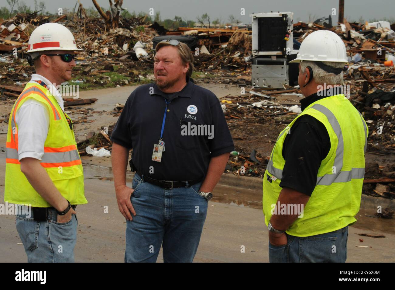 FEMA, Corps of Engineers, and Debris Subcontractor.. Photographs ...