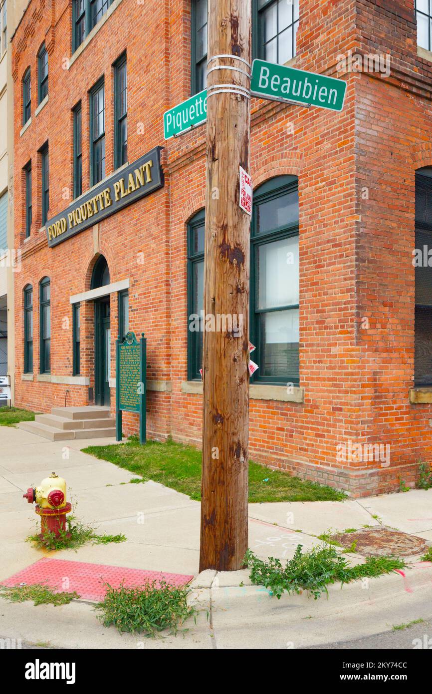Ford Piquette Plant at 461 Piquette Ave on the corner of Beaubien ...