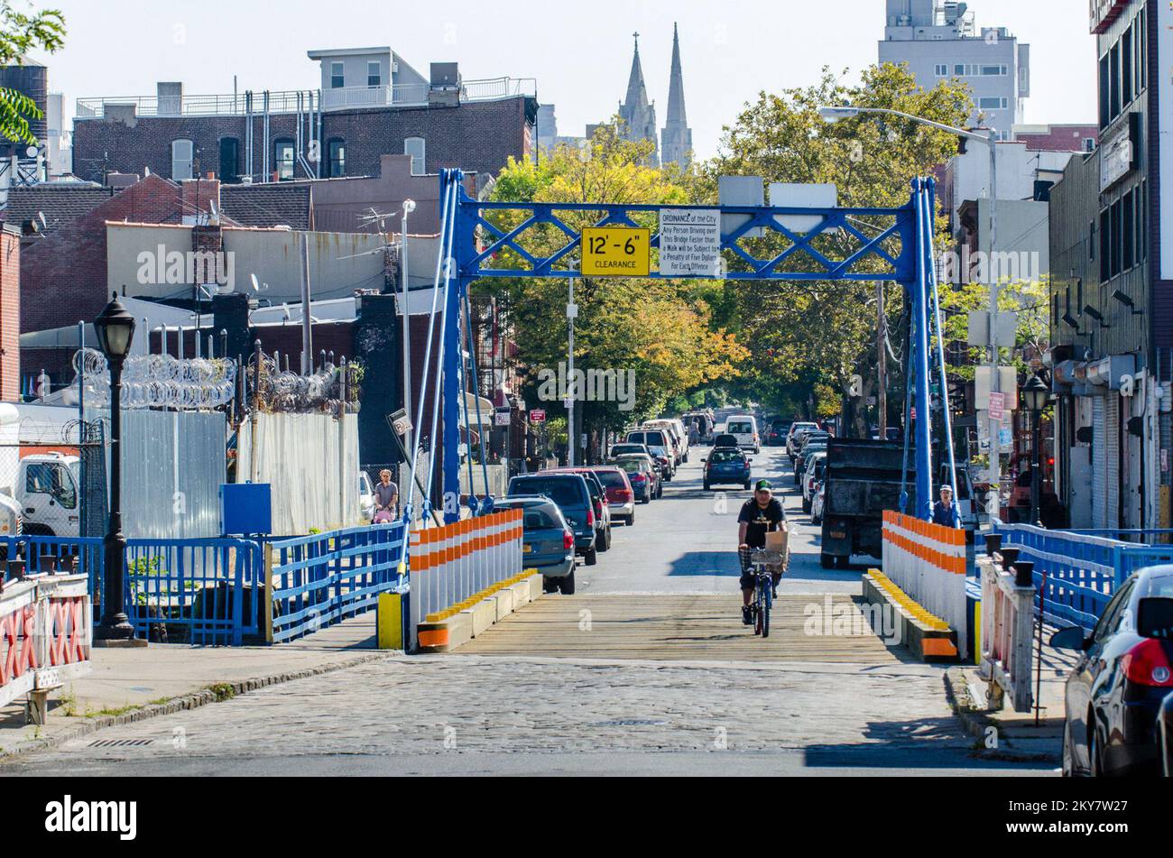 Gowanus canal bridge hi-res stock photography and images - Alamy