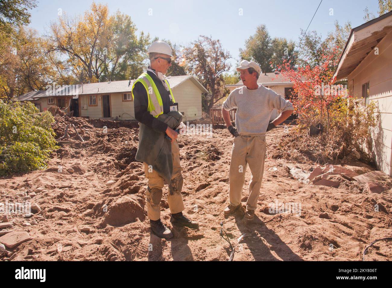 Lyon Colorado residents clean up after flood waters hit the tow ...