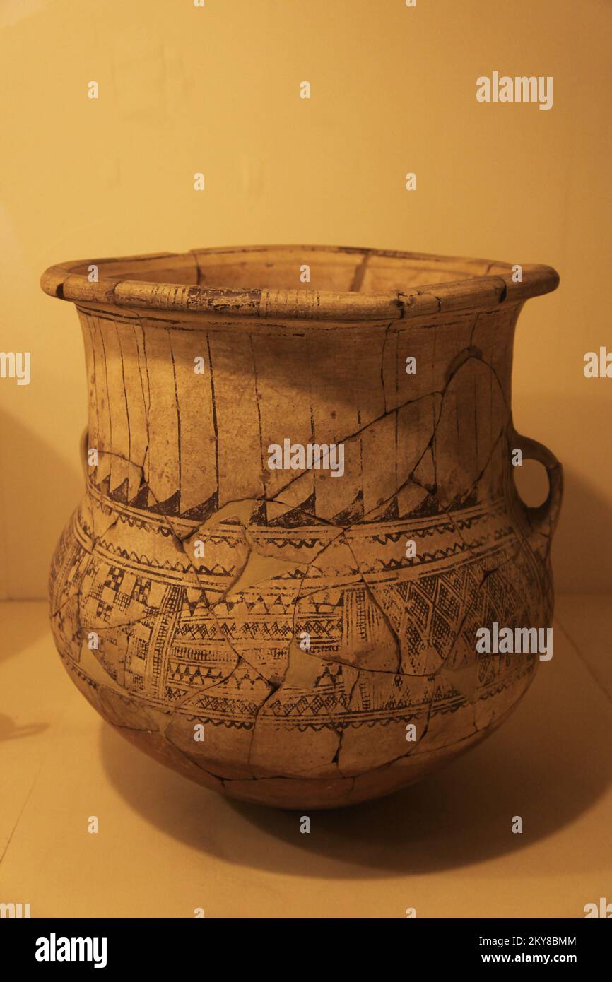 Terracotta double handled jar (BC 8th Century) at Istanbul ...