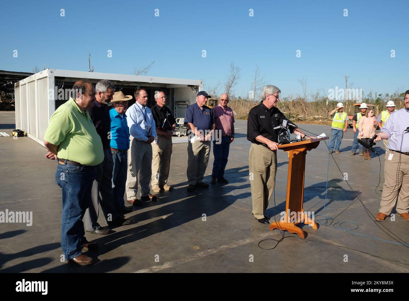 Mississippi Governor Phil Bryant in Lewisville, MS. Mississippi Severe ...