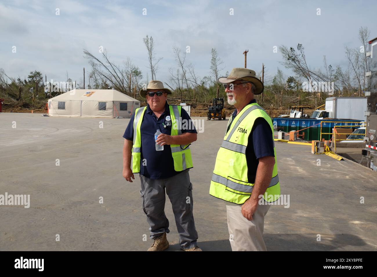 Logistic activities hi-res stock photography and images - Alamy