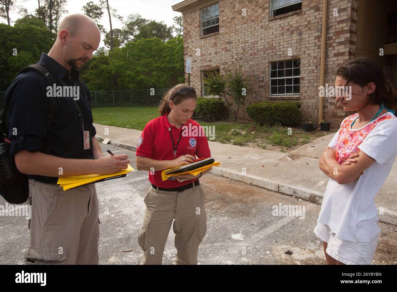 Welfare check line hi-res stock photography and images - Alamy
