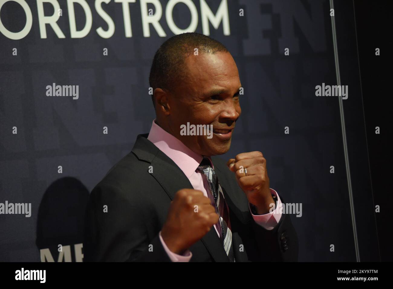 Sugar Ray Leonard attends the 36th Annual Footwear News Achievement ...