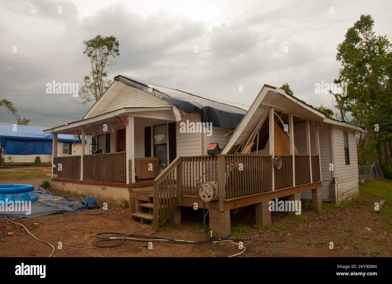 Tornado damage in Alabama. Alabama Severe Storms, Tornadoes, Straight ...