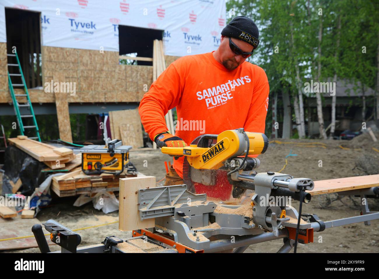 Truss components hi-res stock photography and images - Alamy