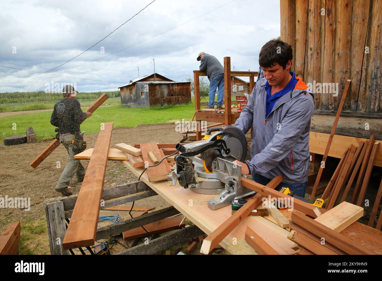 Rebuilding after weather disaster hi-res stock photography and images ...