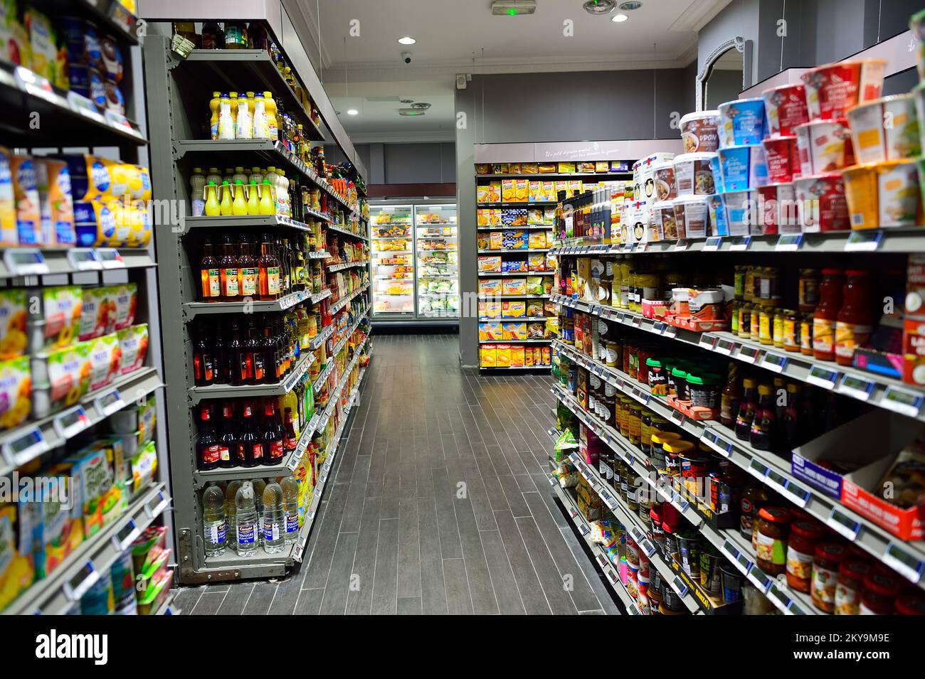 Half finished hall hi-res stock photography and images - Alamy