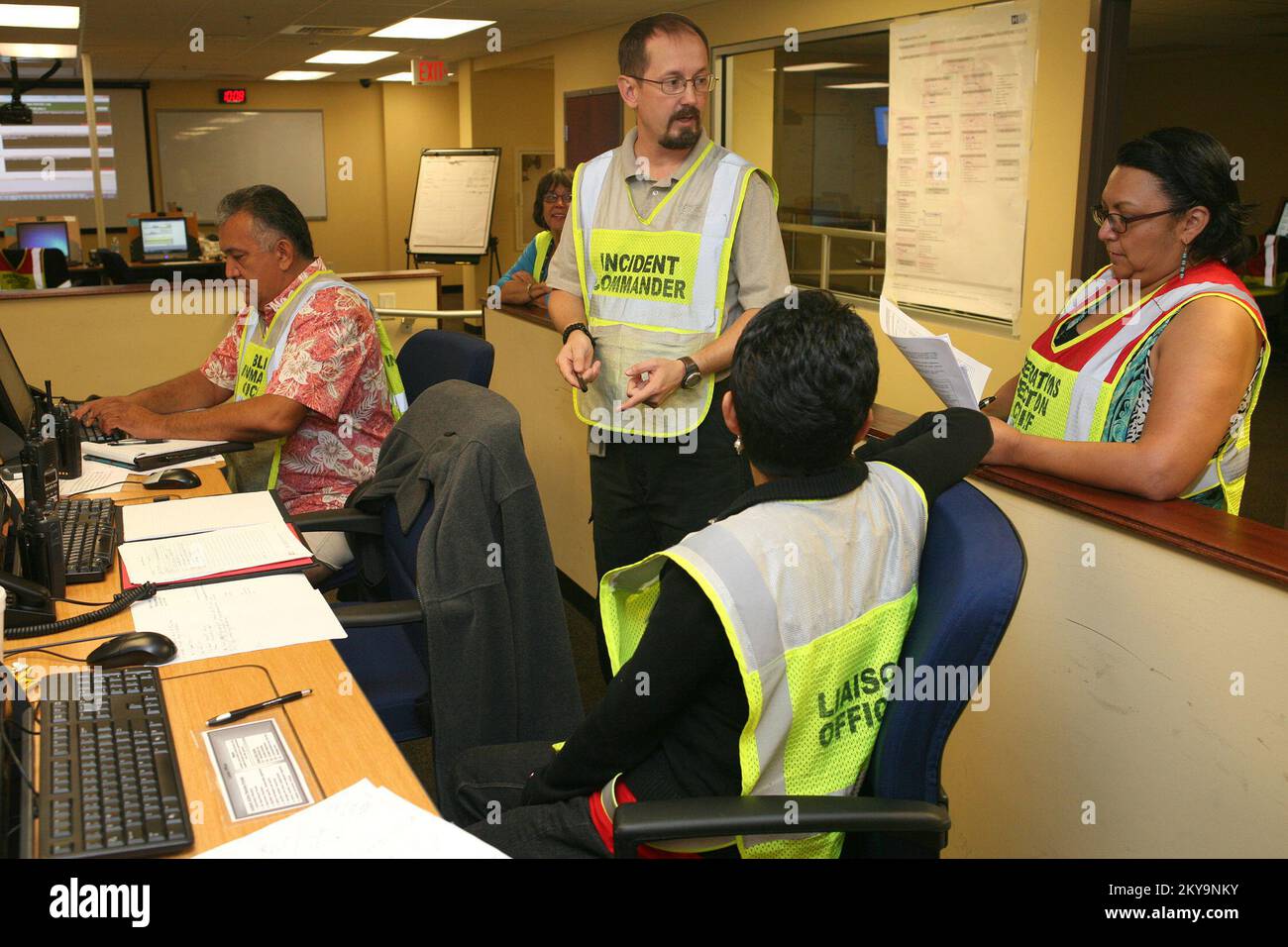 Hospital command center hi-res stock photography and images - Alamy