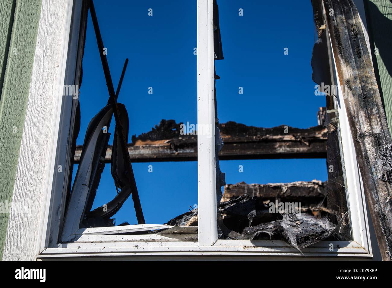 Napa, CA, August 30, 2014 ; Fire damage from broken gas lines at the ...