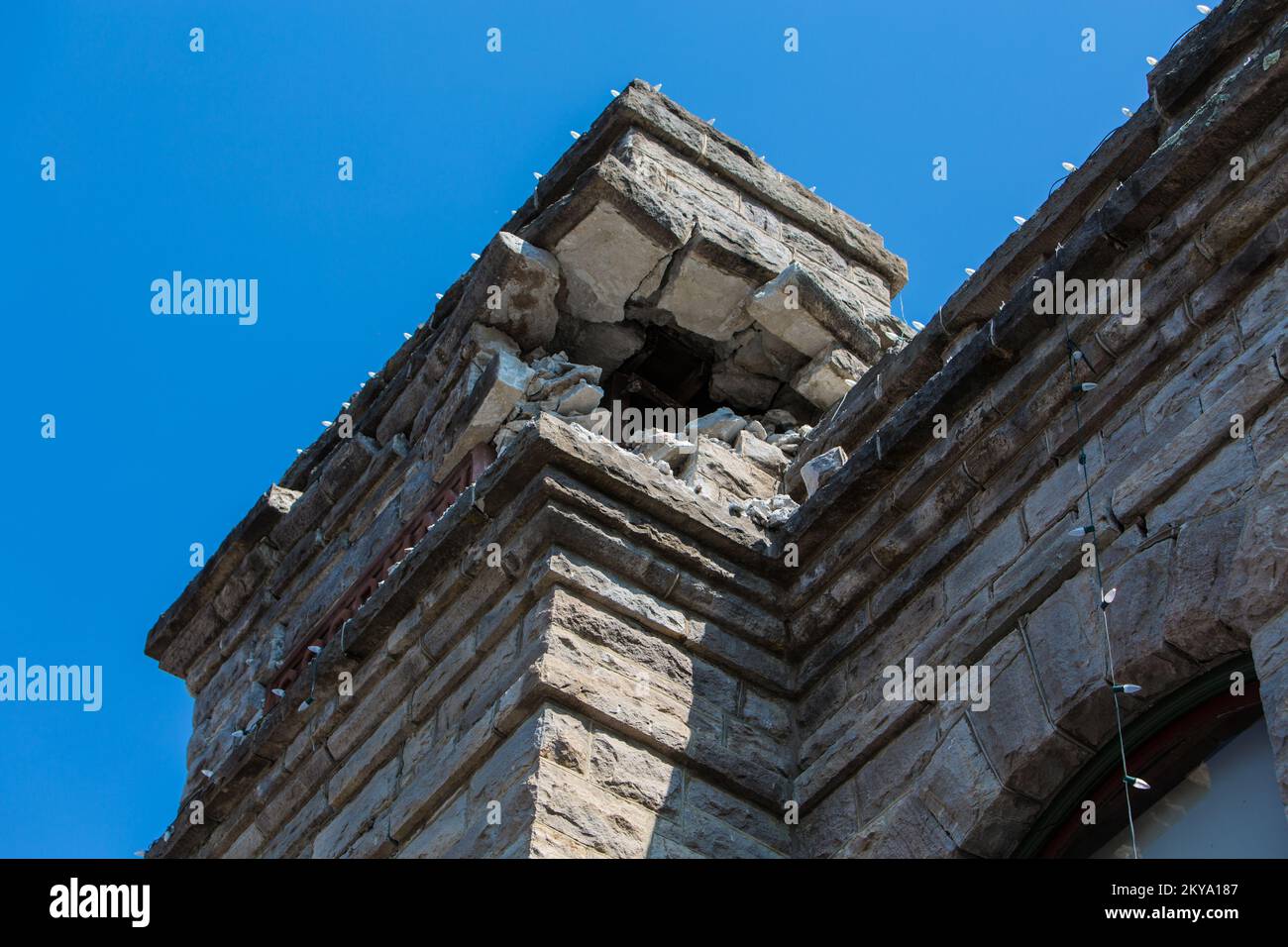 Goodman library building hi-res stock photography and images - Alamy