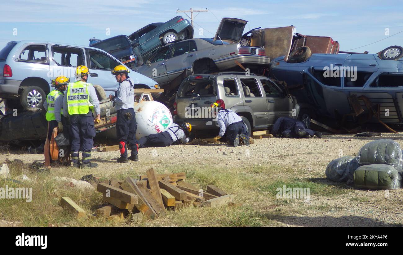 Full scale emergency exercise hi-res stock photography and images - Alamy