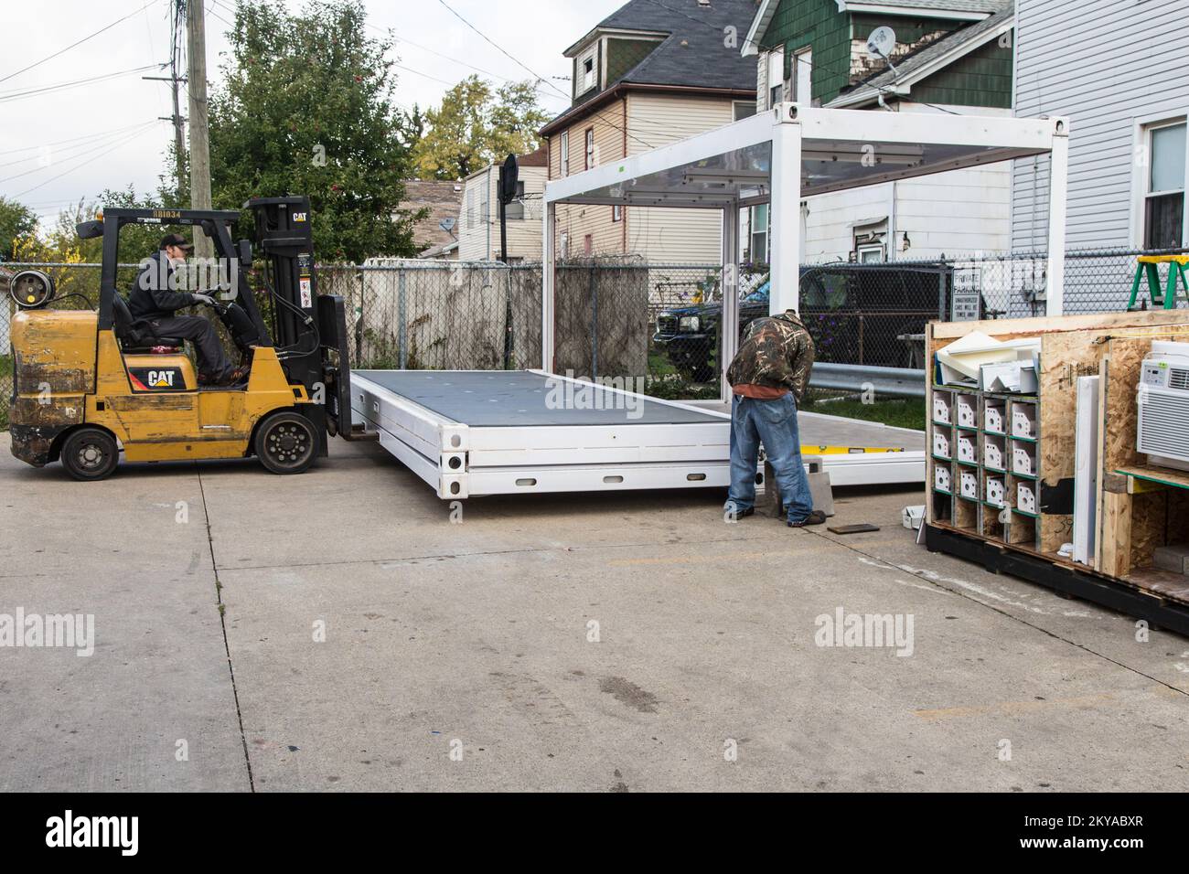 Stand assist lift hi-res stock photography and images - Alamy