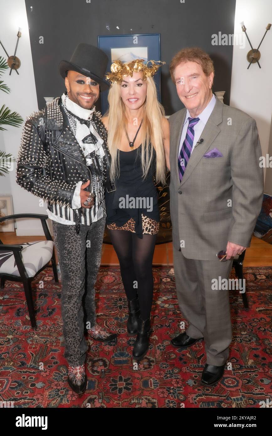Mickey burns hi-res stock photography and images - Alamy