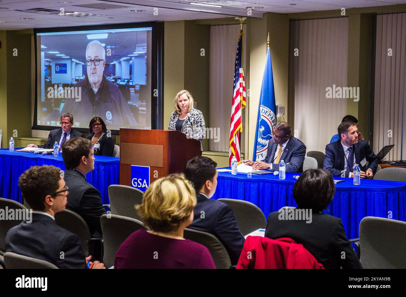 Unified management hi-res stock photography and images - Alamy